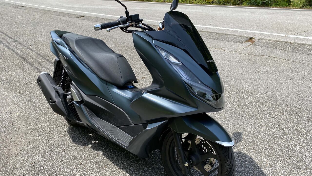 PCX（JK05）を納車したので詳細レビューします｜石ログ